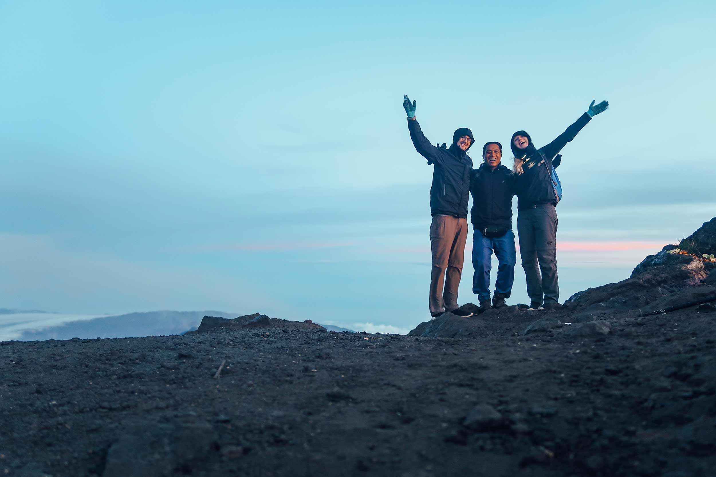 travelinyourarms – Get to know the East of Bali – Climb the highest volcano